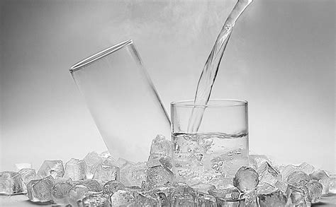 Luxu Drinking Glasses 19 Oz Thin Highball Glasses Set Of