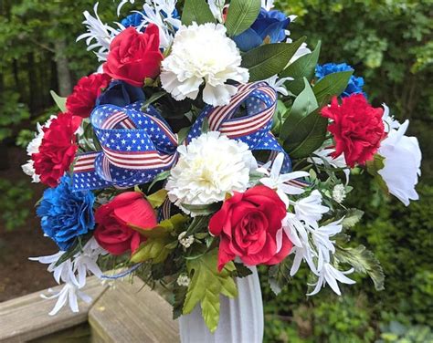Patriotic Sympathy Flowers Cemetery Arrangement Wiith Roses And