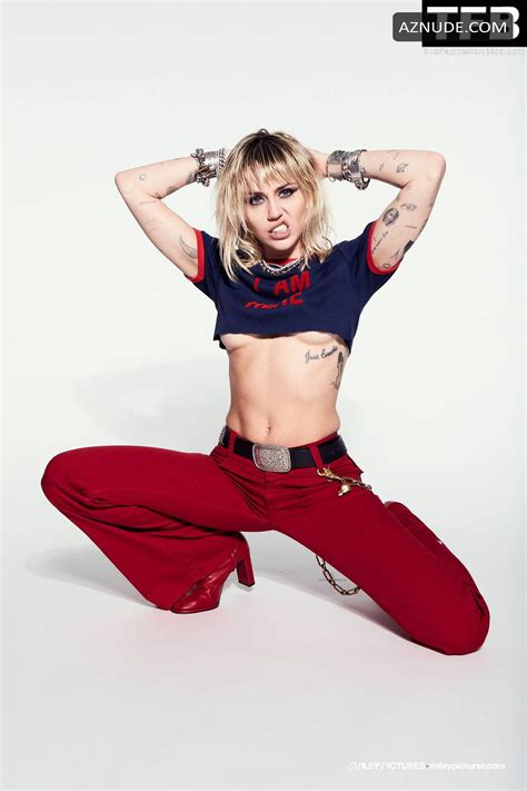 Miley Cyrus Sexy Poses Flashing Her Nude Tits In A Promo Photoshoot