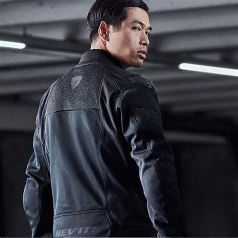 REV IT Jacket Action H O Black Helmets De