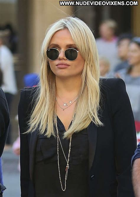 Nude Celebrity Alli Simpson Pictures And Videos Archives Shameless