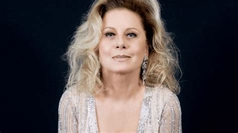 Vera Fischer Surge Aos 71 E Fotos Provam Que Ela Rejuvenesceu 50