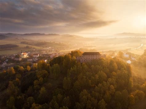 Chata Chata u hradu a koupaliště Pecka CHATA V ČESKÉM RÁJI BLÍZKO