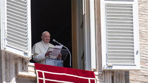 El Papa Francisco Aboga Por Una Vacuna Contra El Covid Que Sea Universal Y Para Todos RT