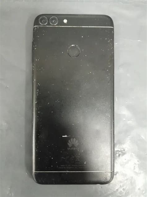 Lot 3004 Huawei Fig Lx1 P Smart Android Phone 5077646 Simon Charles Auctioneers