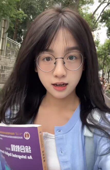 眼镜女神 10102 Porn Pic Eporner