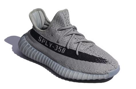 More Unreleased Yeezys Ryeezys