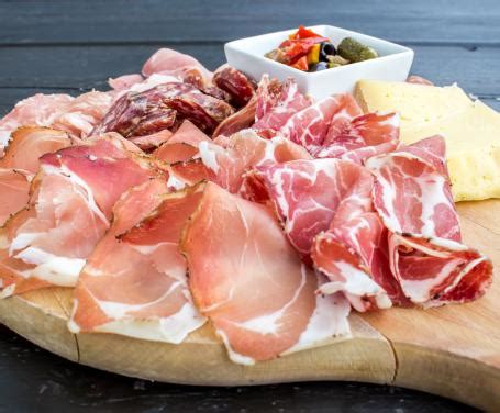 Antipasto Di Salumi All Italiana La Ricetta Per Preparare L Antipasto