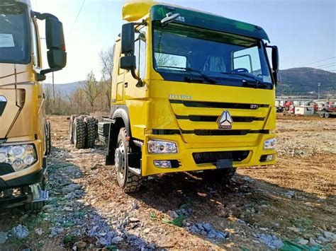 Sinotruk Howo 6x4 371hp Cargo Chassis Cargo Truck For Djibouti