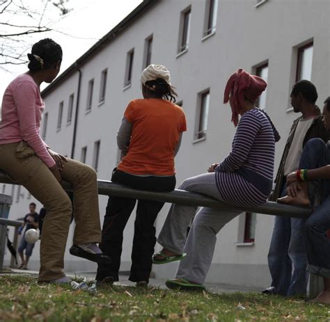 Migration Nach Deutschland Zahl Der Asylbewerber Steigt Deutlich An WELT