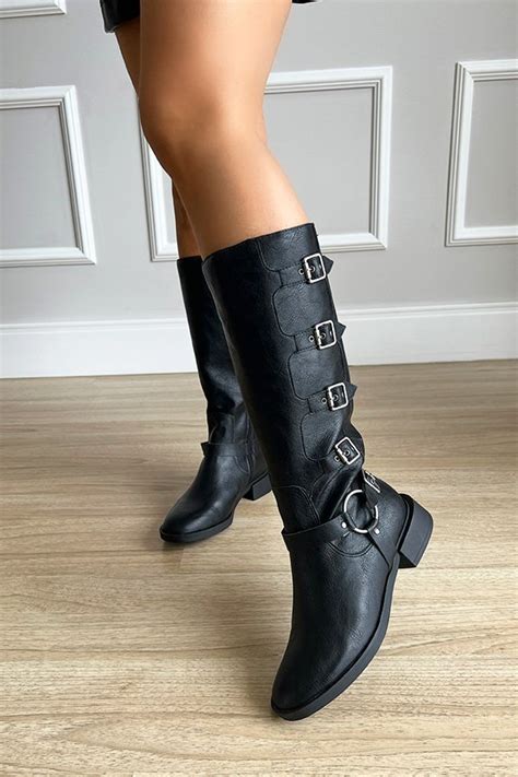 Bota Biker Feminina Fivelas Hanna Preto Damannu