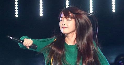 포토]아이유 핫팬츠 입어도 귀엽죠