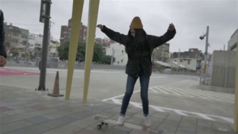 Longboard Dancing Andfreestyle新竹街頭長板女孩走板 Youtube