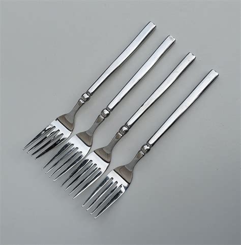Hampton Silversmiths Stainless Dominque Pattern Set Of 4 Dinner Forks