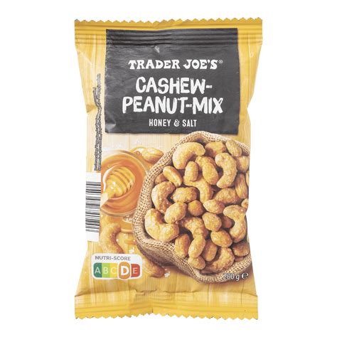 Mélange de noix de cajou et de cacahuètes TRADER JOE S bon marché chez