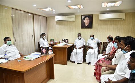 మెట్టుదిగని డీఎండీకే అన్నాడీఎంకేకు తలనొప్పి Tamil Nadu Assembly