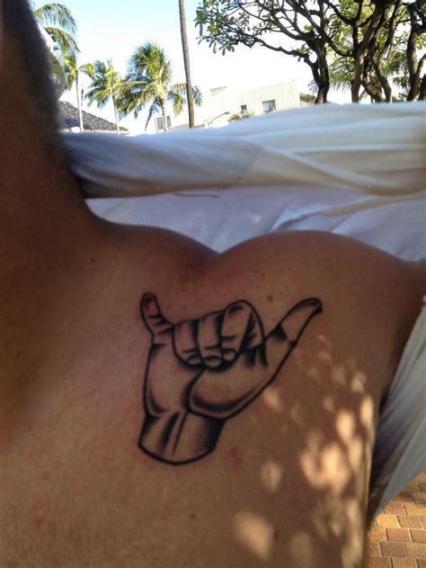 Pin By Paige Rohrbach On Tattoos Shaka Tattoo Hawaiian Tattoo Tattoos