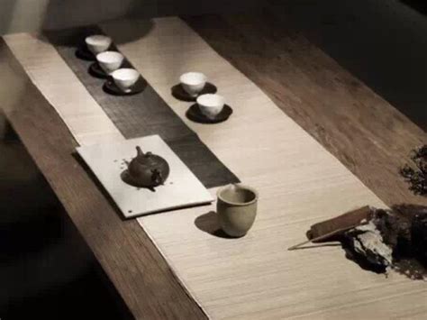 泡红茶用建盏好还是紫砂壶好？