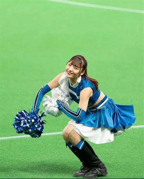 ボード「きつねダンス」のピン