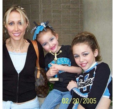Hannah Montana Mom