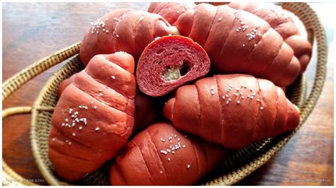 소금빵의 끝은 없어요~~ 홍국쌀 단짠단짠 크림치즈 소금빵 Pink Salt Bread Youtube