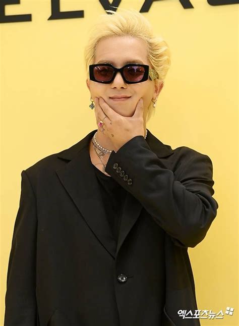 송민호 소집해제 코앞인데기초군사훈련 면제→부실복무 의혹까지 엑스레이 나무뉴스