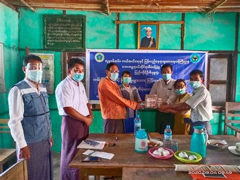 ရွှေတောင်မြို့နယ်တွင် ဧရာဝတီမြစ်ရေ မြင့်တက်မှုကြောင့် ကမ်းပြိုအိမ်ထောင်စုများအားထောက်ပံ့