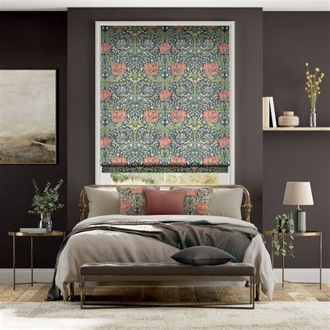 William Morris Honeysuckle And Tulip Velvet Vermillion Roman Blind