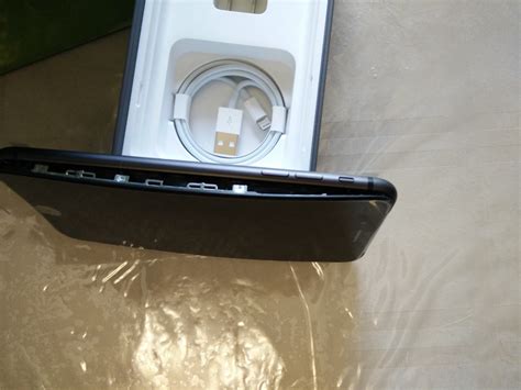 電池繼續爆 美國先後出現 2 宗 Iphone 8 Plus 電池膨脹事故 流動日報