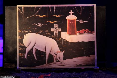 The Wandering Moon Theatre მოხეტიალე მთვარის თეატრი