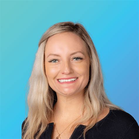 Hannah Loadsman LJ Hooker Property Hub Realestate Au