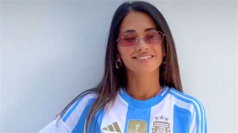 El Look De Antonella Roccuzzo En Los Cuartos De Final De La Copa