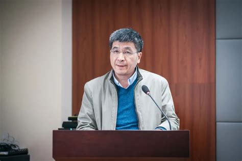西北大学召开新闻传播学院新一届行政班子任职宣布大会 西北大学新闻传播学院