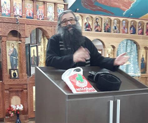 Caritate și Cultură Oameni Multumiti