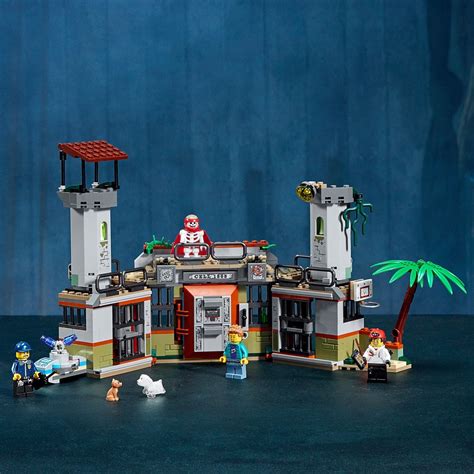 LEGO 70435 Hidden Side Newbury Abandoned Prison Entertainment Earth