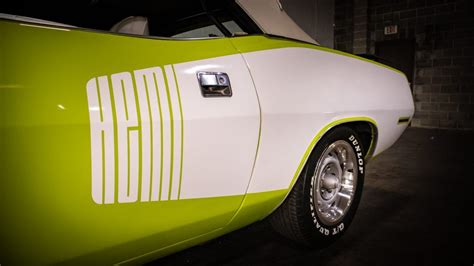 1971 Plymouth Hemi Cuda The Vault Ms