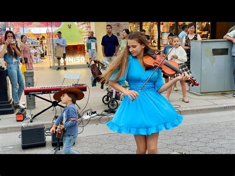 Karolina Protsenko Violin Habesoftnl