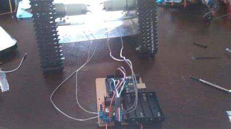 Autonomous Tank W Robotic Armarduino Bluetooth 8 Steps Instructables