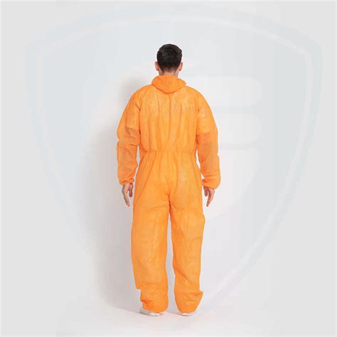 Disposable Non Woven Protective Clothing Hooded Farm Dust Proof Spray Paint Coverall From China