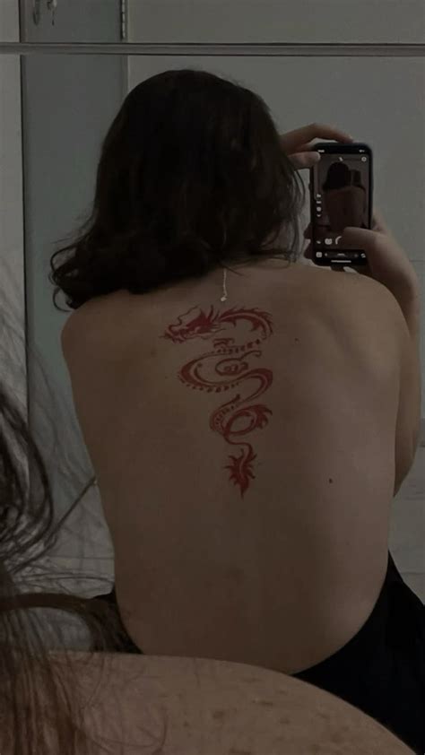 Pin de Sydniecreamer em Cool things Idéias de tatuagem pequenas Boas