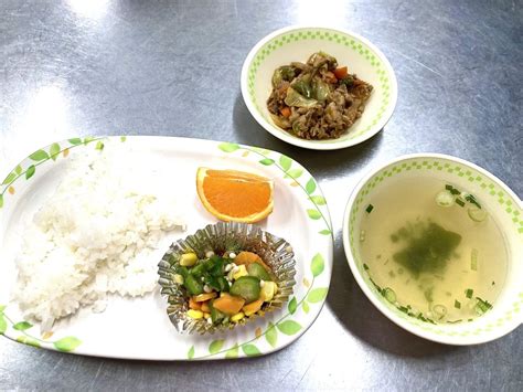 聖ミカエル兵庫幼稚園給食 給食の写真（2023年4月17日月曜日）