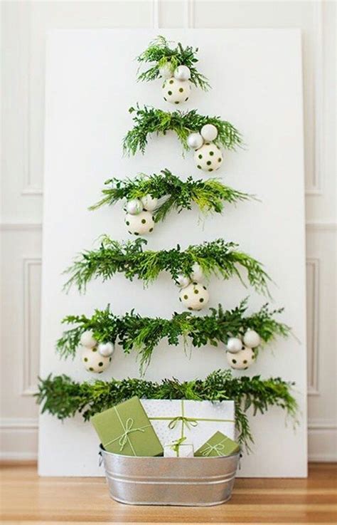 Inspiring Christmas Tree Alternatives Ideas For Small Space 39