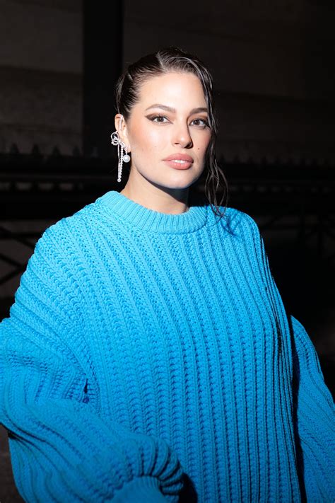 Ashley Graham Says She Stopped Breastfeeding Her Twins At Months Thats A Lot Of Work Glamour