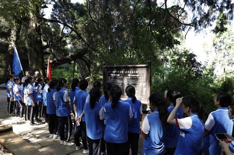 研有所思 行有所获 学有所成 剑阁中学高三学子赴翠云廊研学 四川省剑阁中学校