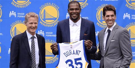 勇士正式决定12亿签约杜兰特，恭喜库里打造新版三巨头称霸nba