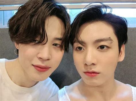 울 막내 생일 축하해 많이 많이 축하해 꾹이생일ㅊㅋ Jimin Bts Taekook World