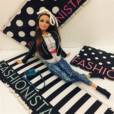 Pin De Olga Vasilevskay Em Barbie Dolls Fashionistas 1 Barbie Bonecas