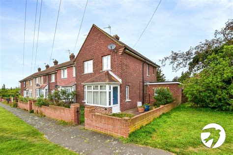 Farthing Close Dartford Kent Da1 3 Bed End Of Terrace House £400 000