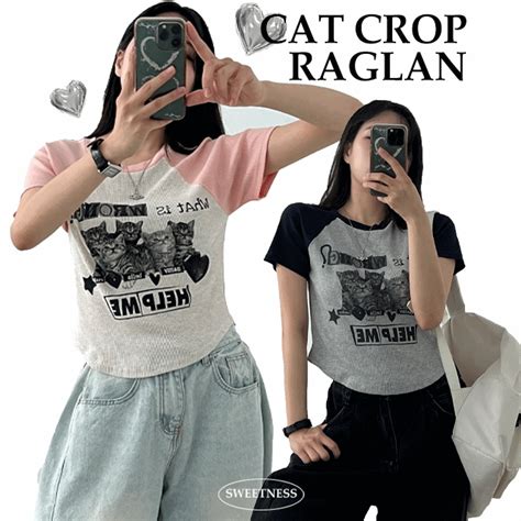 1 1할인 [y2k 귀여워요 ] 키치무드 캣츠 프린팅 새로골지 배색 나그랑 반팔 크롭티 4color 에이블리