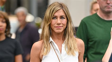 Jennifer Aniston Latest News Life And Style